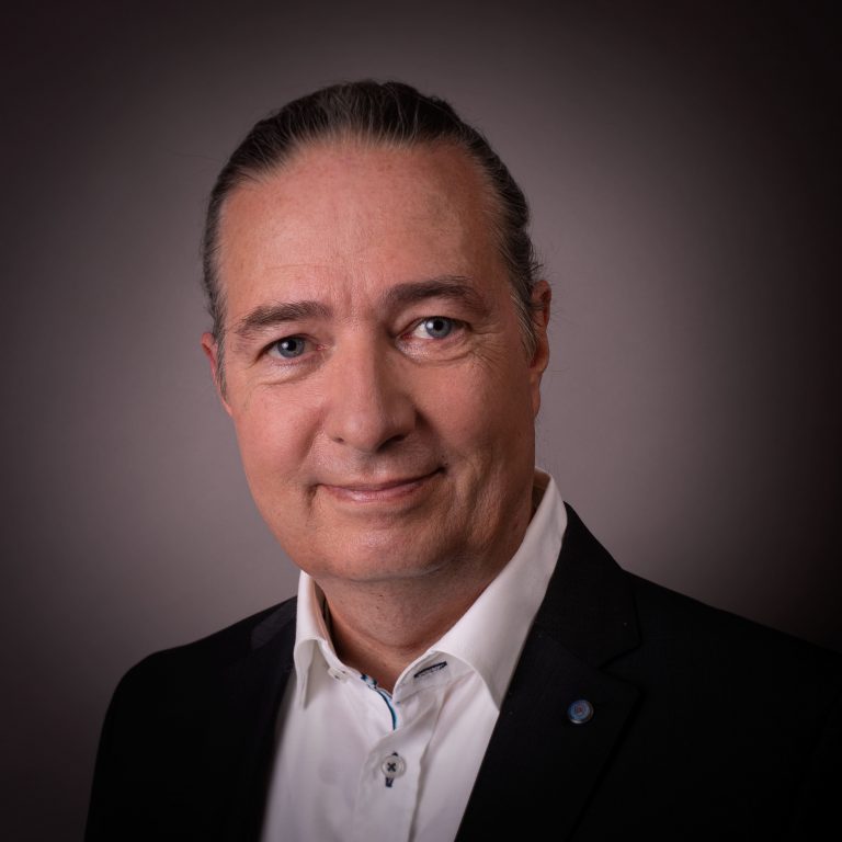 über Robert - Robert Plaschke